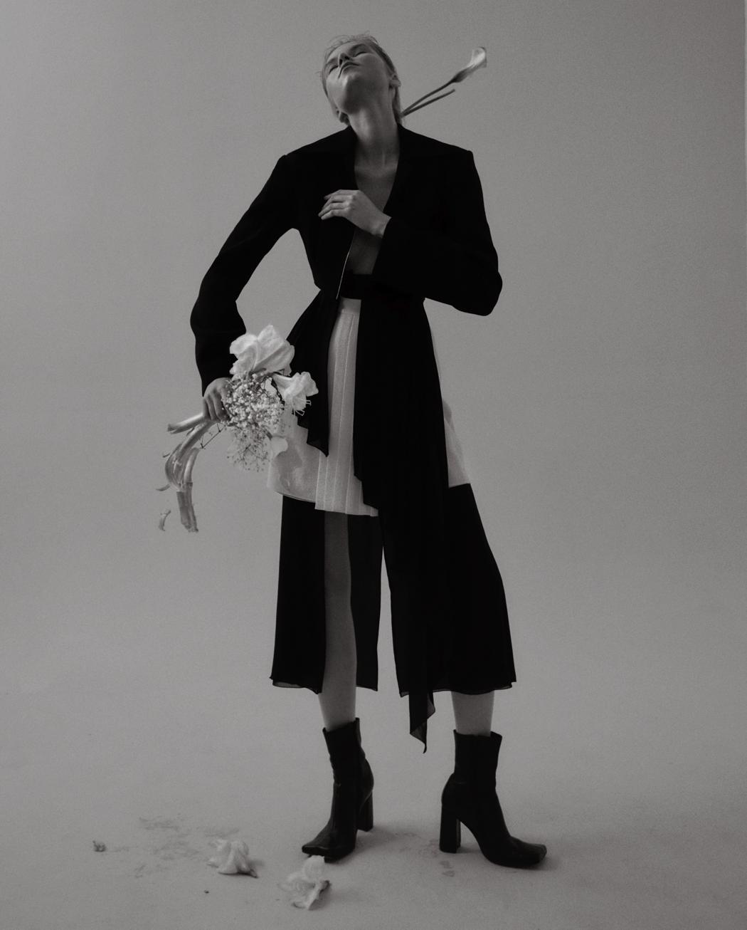 Instrumental flowers by Alexander Ermakov - KALTBLUT Magazine