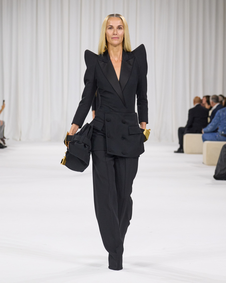 Balmain Spring/Summer 2025: A Dazzling Tribute to Modern Elegance ...