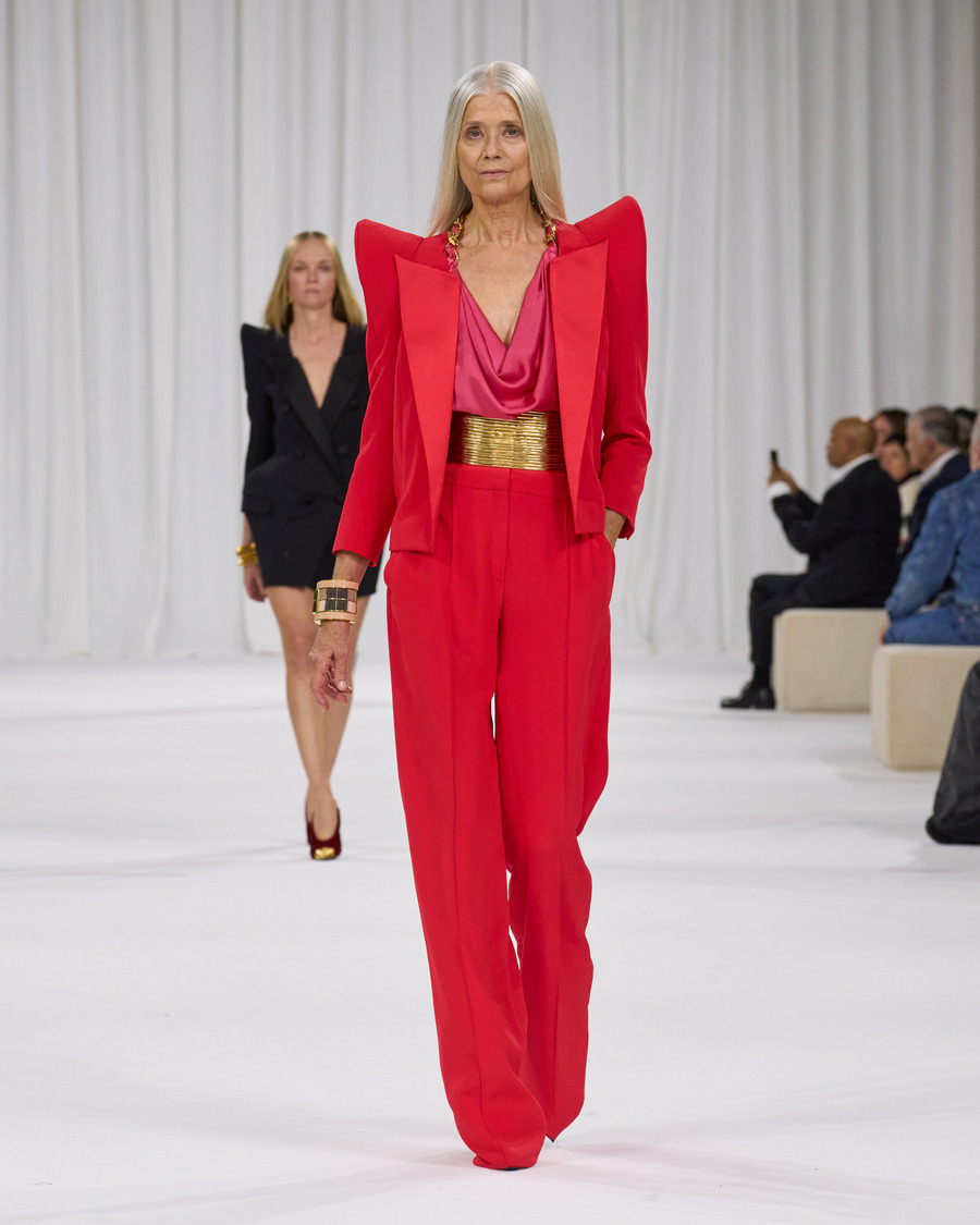 Balmain Spring/Summer 2025: A Dazzling Tribute to Modern Elegance ...