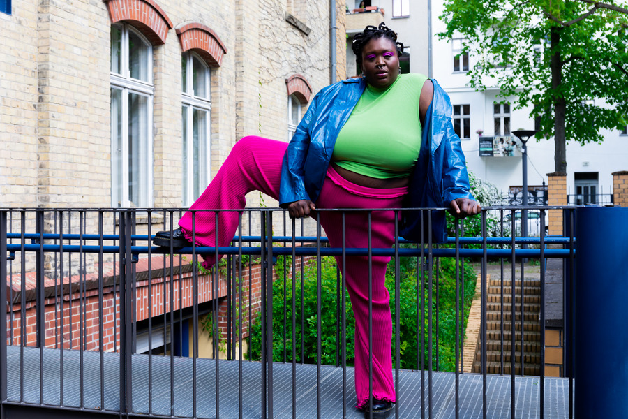 Track Premiere: AKA KELZZ - cXnnections - KALTBLUT Magazine