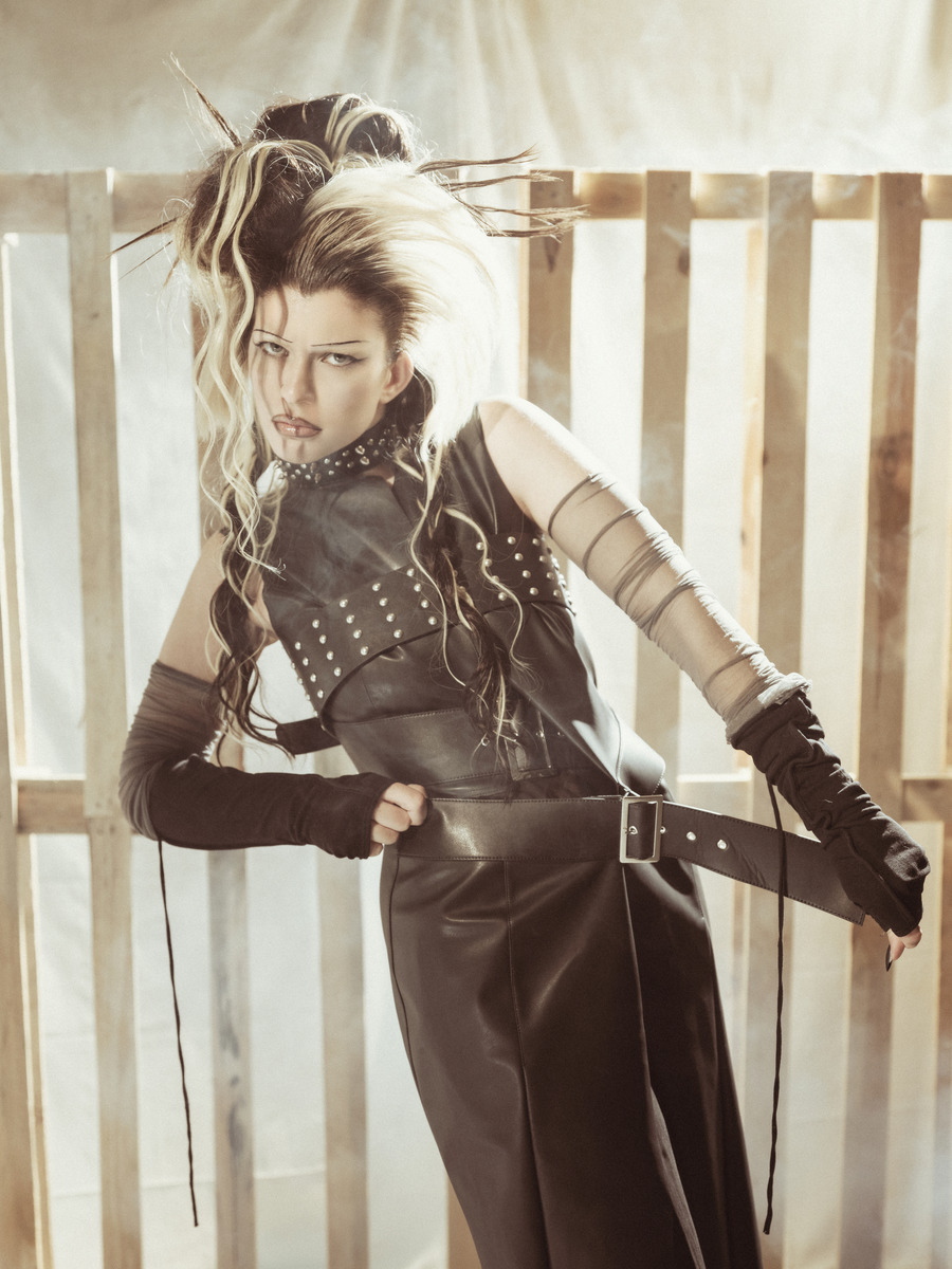 Chaos Room - KALTBLUT Magazine