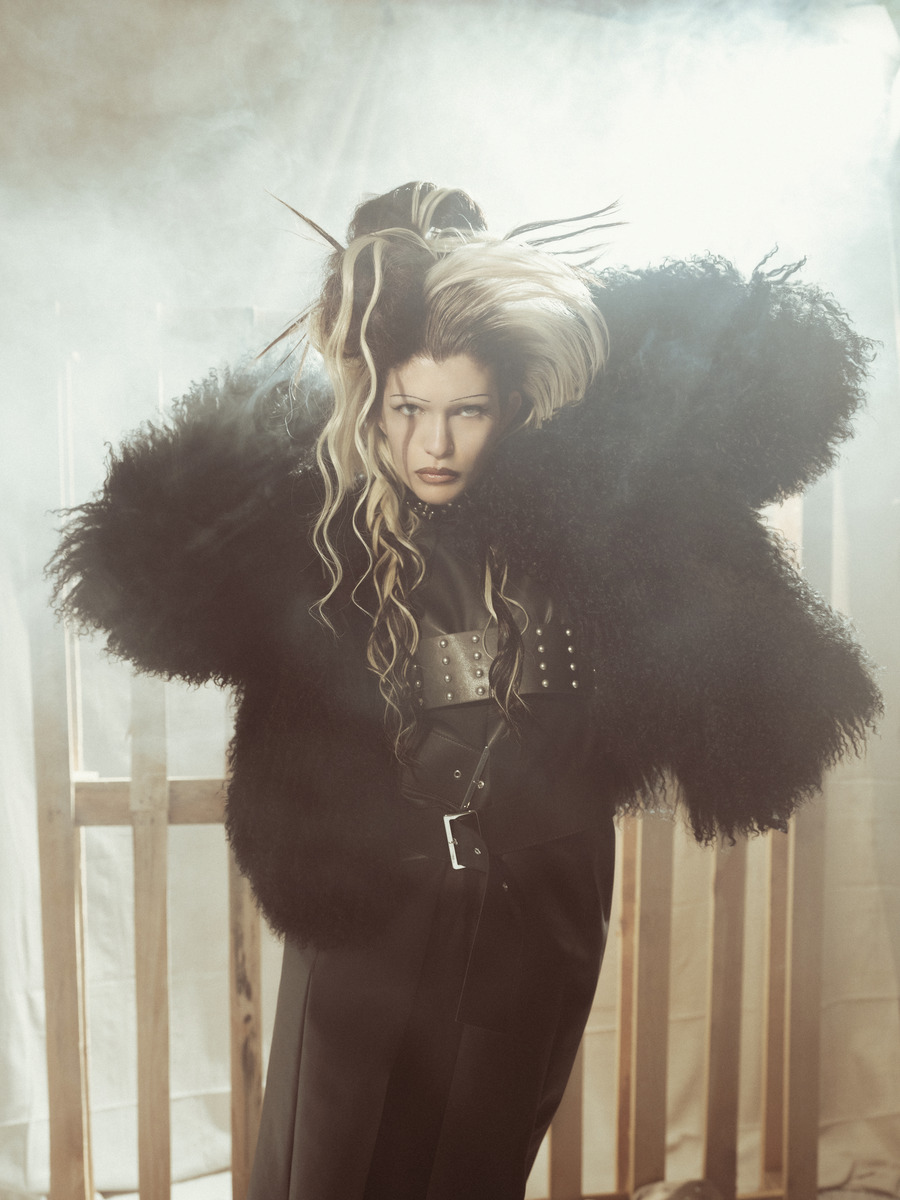 Chaos Room - KALTBLUT Magazine