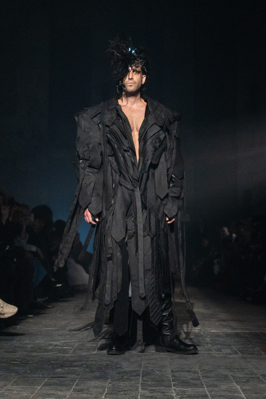 Maximilian Gedra Fall/Winter 2025/26 - The Office - KALTBLUT Magazine