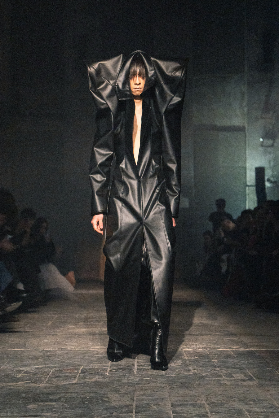 Maximilian Gedra Fall/Winter 2025/26 - The Office - KALTBLUT Magazine