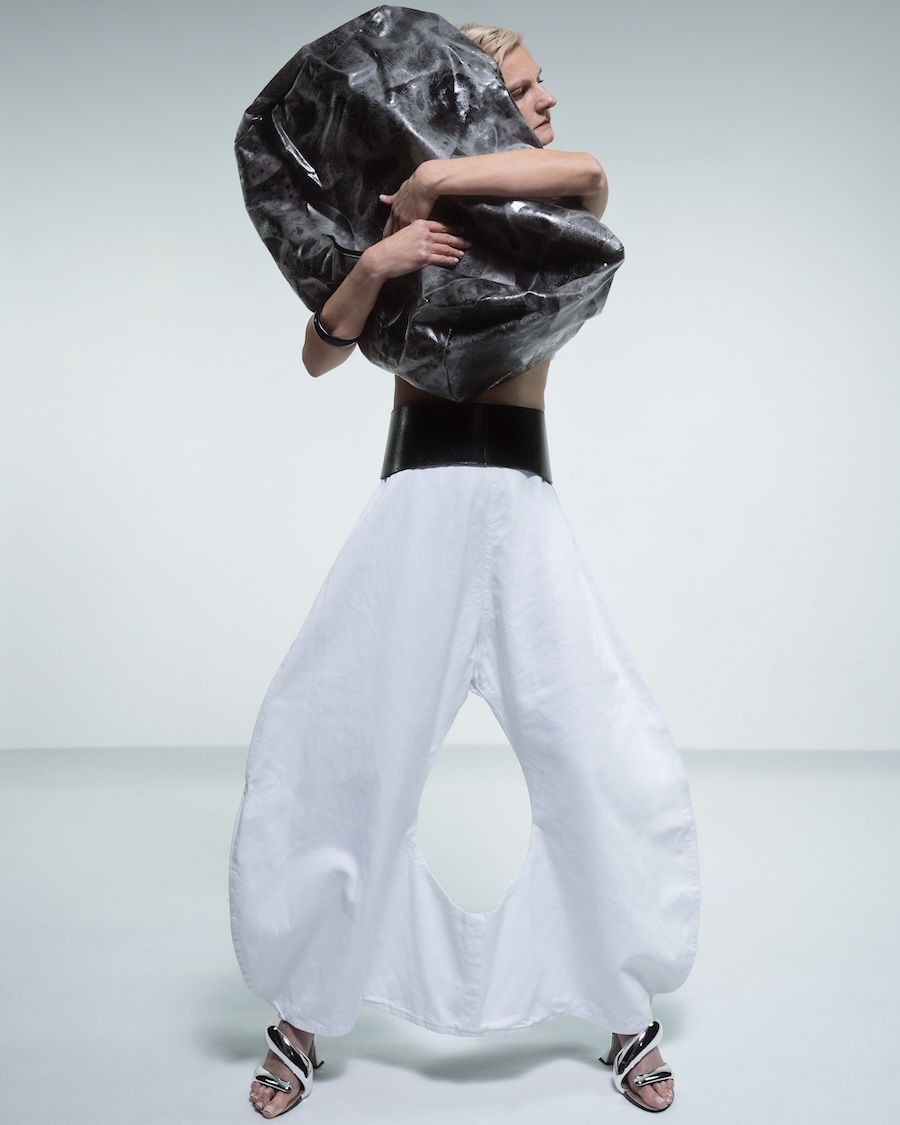 Limited Space. - KALTBLUT Magazine